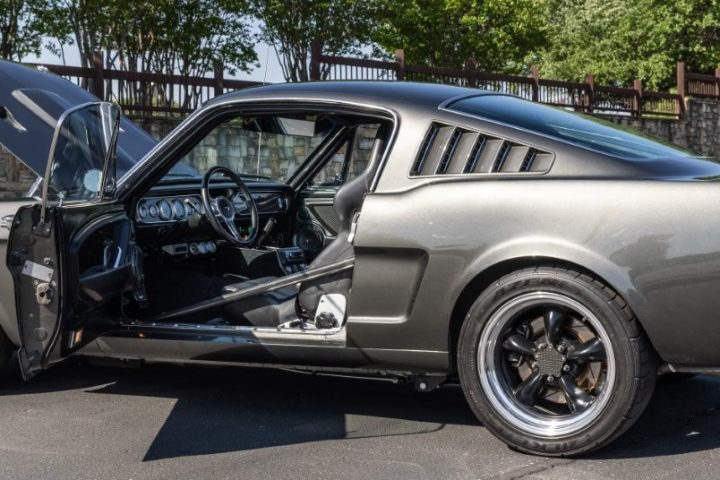 Classic Mustangs for Sale, Mustang Pics & Mustang Year Info